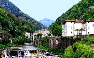 Palazzo Mediceo a Seravezza. Arte, folklore e tradizione in Versilia ...